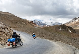 Ladakh Adventure Boost,Ladakh adventure tours-adventurenation.com