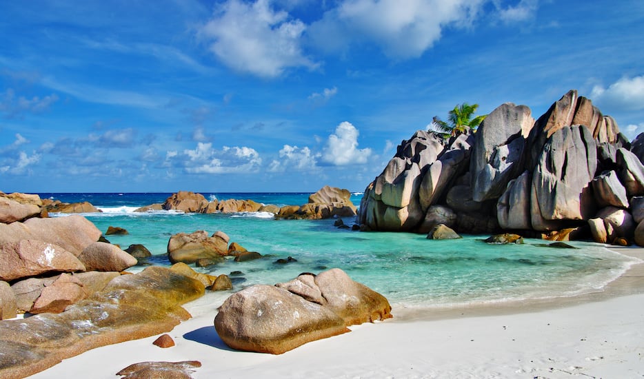 Book Romantic Seychelles tour packages, Mahe sightseeing | Yatra.com