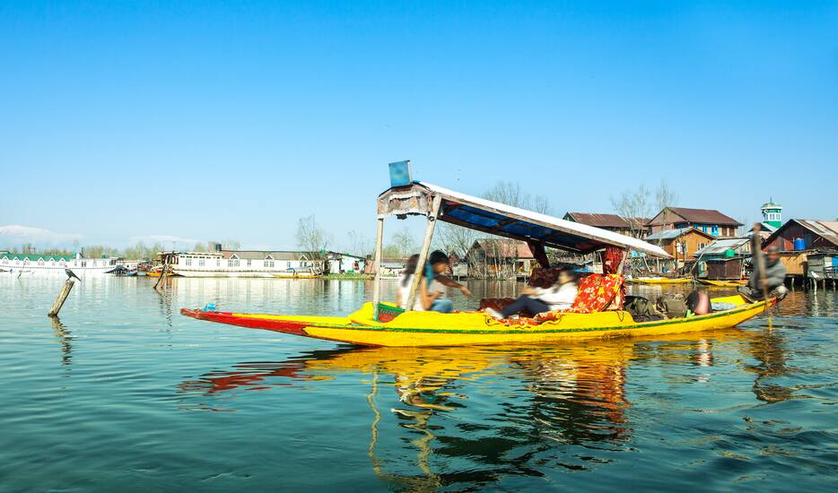 Book 3 Nights Kashmir With Gulmarg Excursion tour packages, Srinagar ...