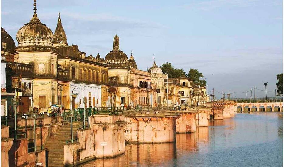 Book Enchanting Kashi Yatra tour packages, Varanasi sightseeing | Yatra.com