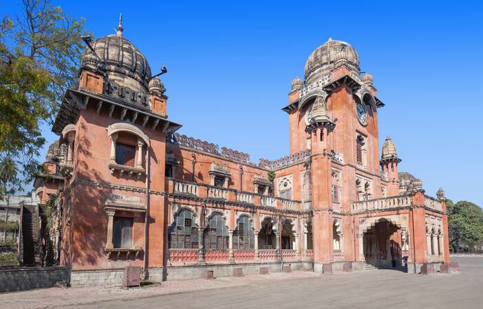 Shopping in Indore | Best Markets and places to shop in Indore