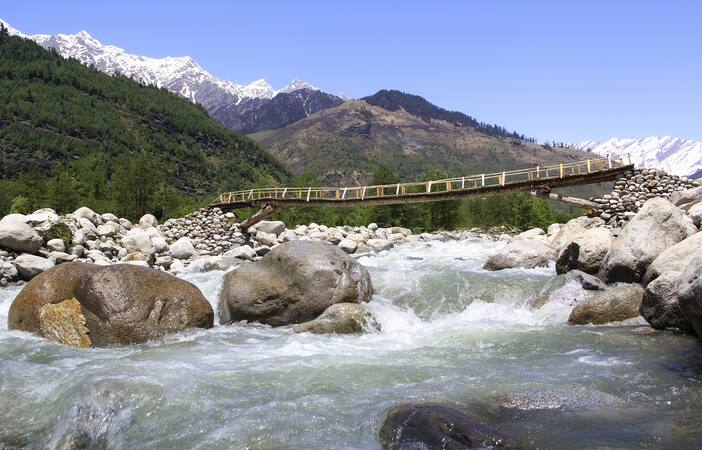Kullu Tourism > Travel Guide, Best Attractions, Tours & Packages