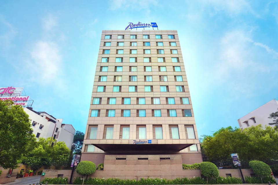 Carlson Hotels - Book Online Carlson Hotels in India at Yatra.com