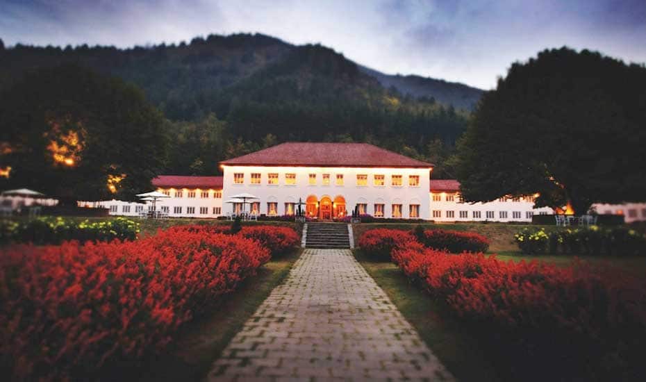 The Lalit Hotels - Book Online The Lalit Hotels in India at Yatra.com