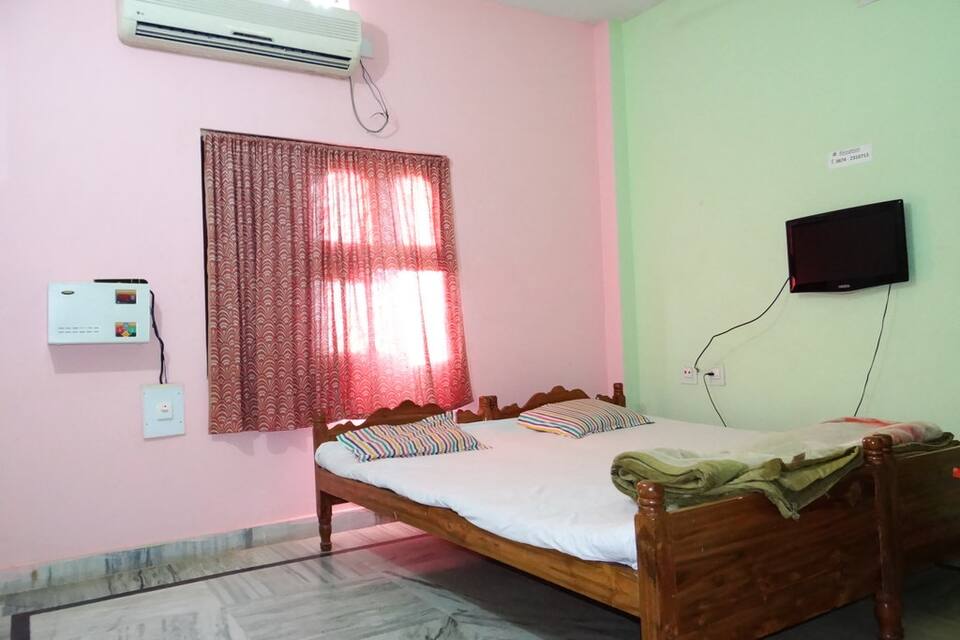 Book Tg Rooms in India Online at Yatra