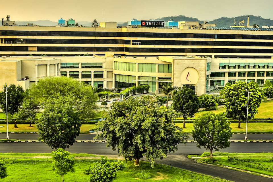 The Lalit Hotels - Book Online The Lalit Hotels in India at Yatra.com