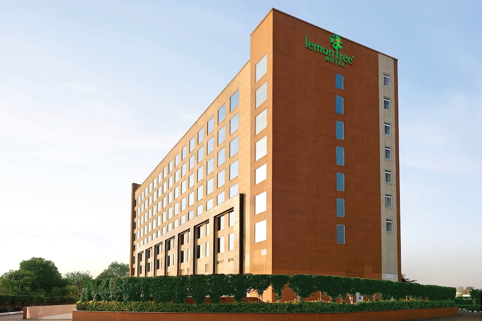 Lemon Tree Hotels - Book Online Lemon Tree Hotels in India at Yatra.com