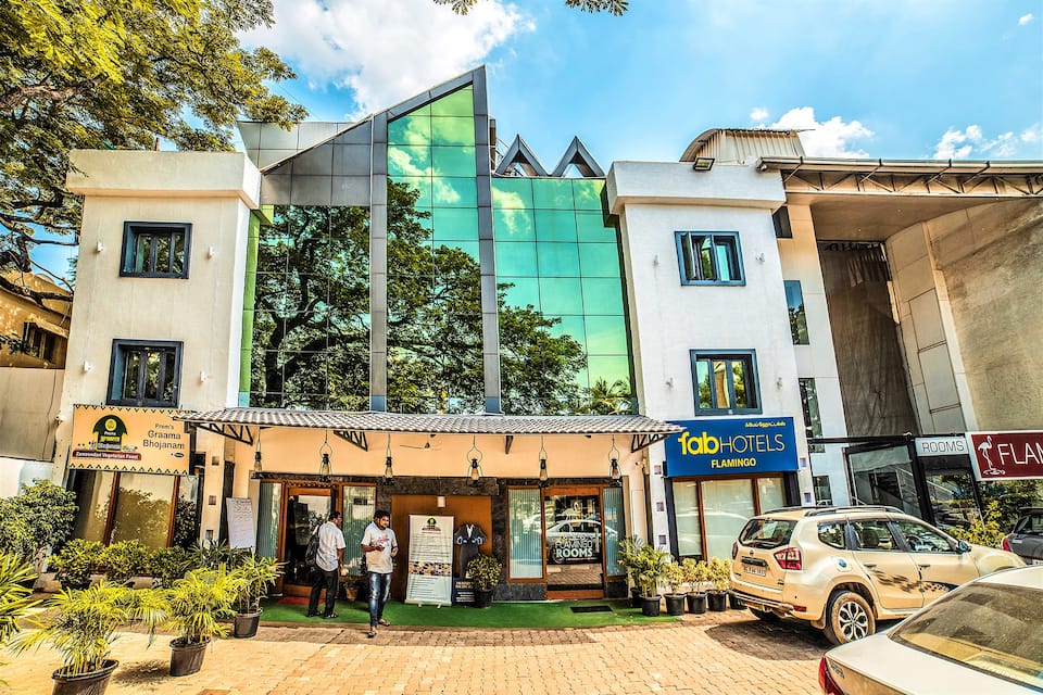 Book Fab Hotels in India Online at Yatra