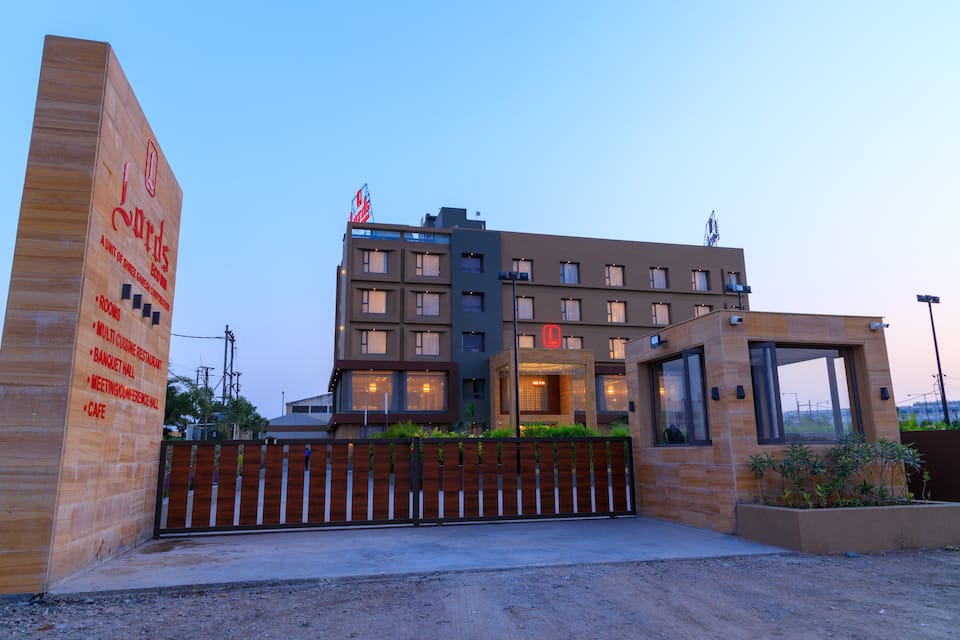 Lords Inn Hotels - Book Online Lords Inn Hotels in India at Yatra.com