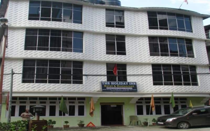 Hotel The Holiday Inn Pelling Price, Reviews, Photos & Address