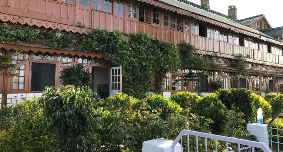 Grand View Hotel Near Bus Stand Dalhousie Price, Reviews, Photos & Address