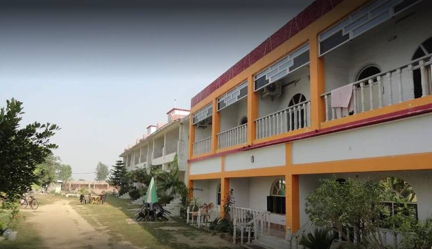 Swapnapuri Hotel & Resort Tajpur Price, Reviews, Photos & Address