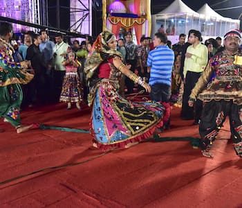 Surat Culture, Cultural Activities, Festivals and Religion of Surat ...