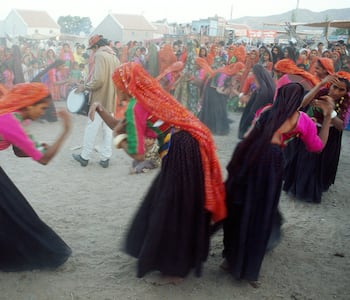 Kutch Culture, Cultural Activities, Festivals and Religion of Kutch ...