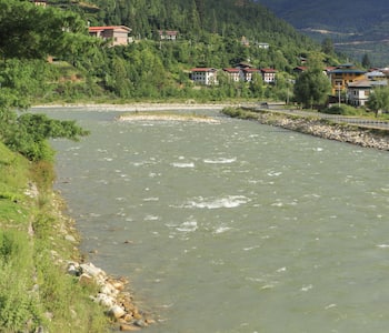 Paro Guide - Paro Tourism | Paro Travel Guide - Yatra.com