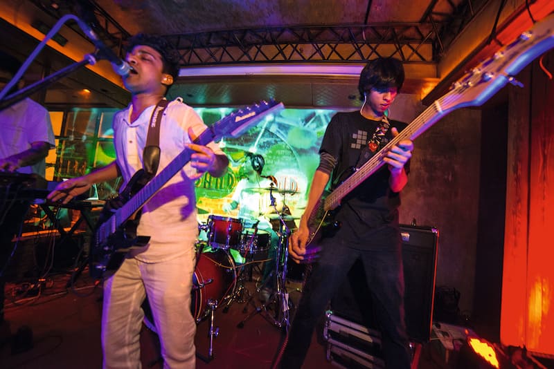Top Places In Delhi Where You Can Enjoy Live Music