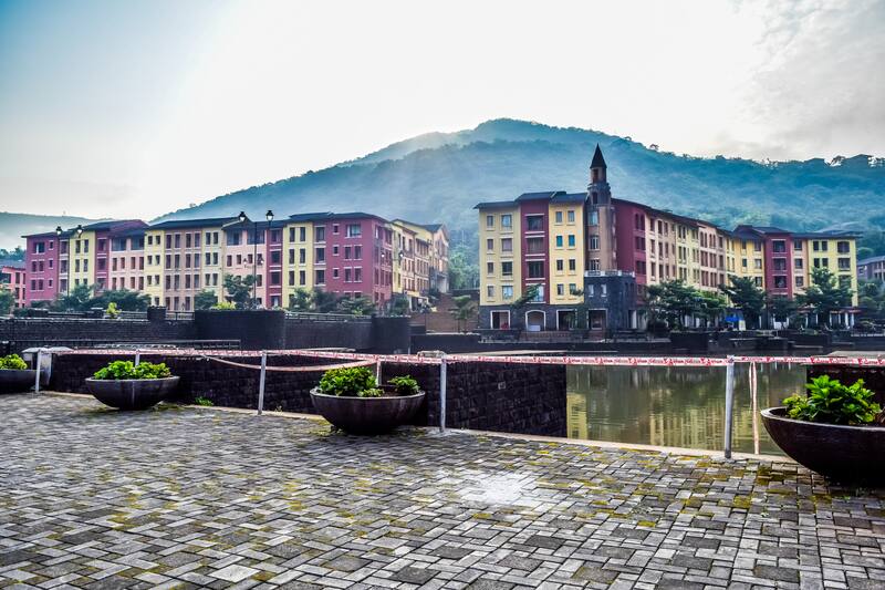 Lavasa Tour Packages, Book Lavasa Holiday Packages at Yatra.com, India