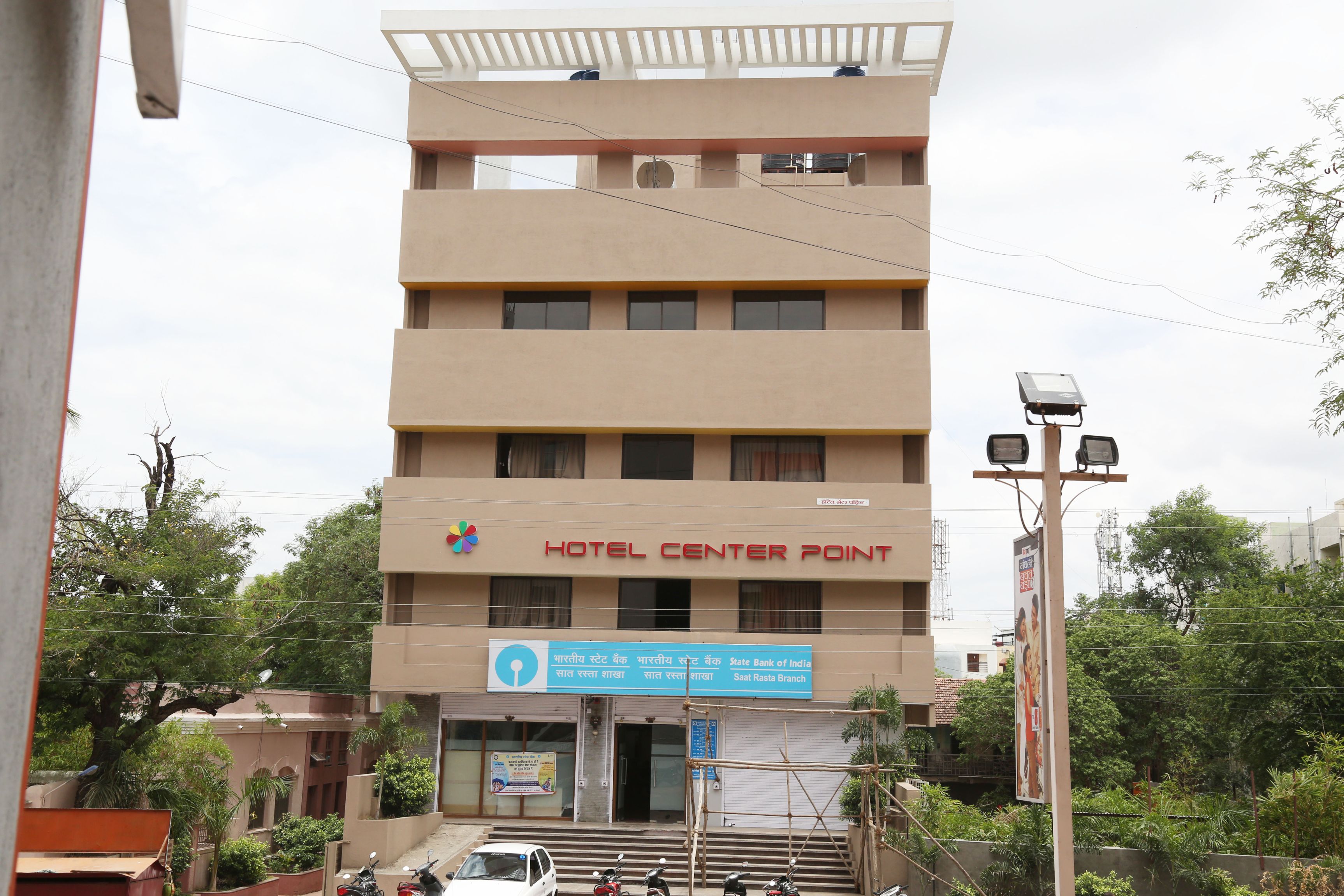 Solapur Honeymoon tours, Best Honeymoon in Solapur - Yatra.com