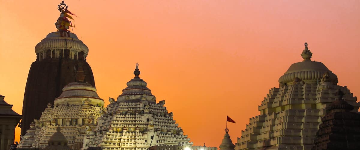 12 Beautiful and Popular Religious Places in India